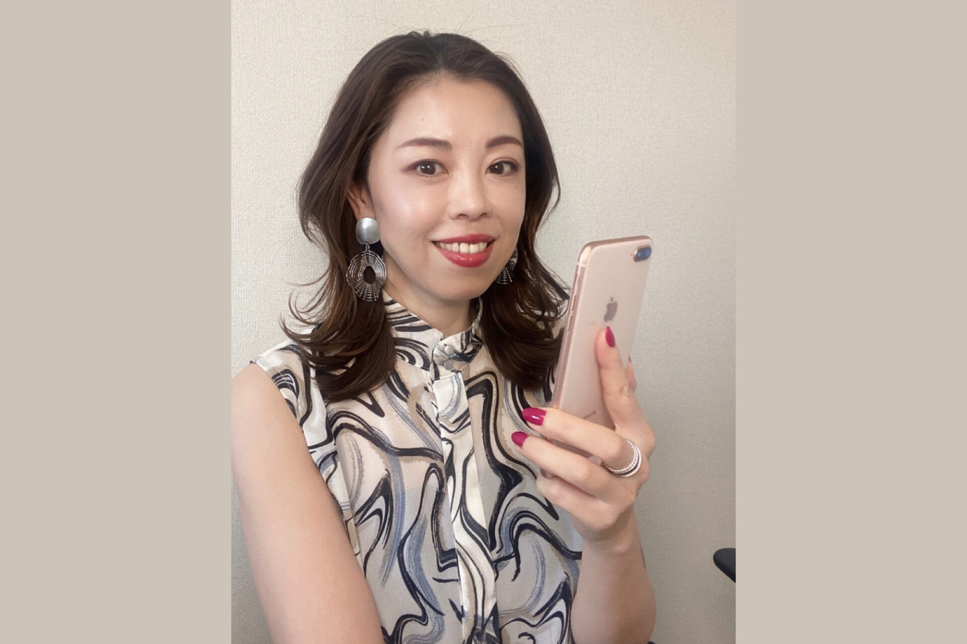 女性起業家に「自撮り」が必要な理由 稼ぎたい女性起業家専門イメージコンサルタントのウィルラボ